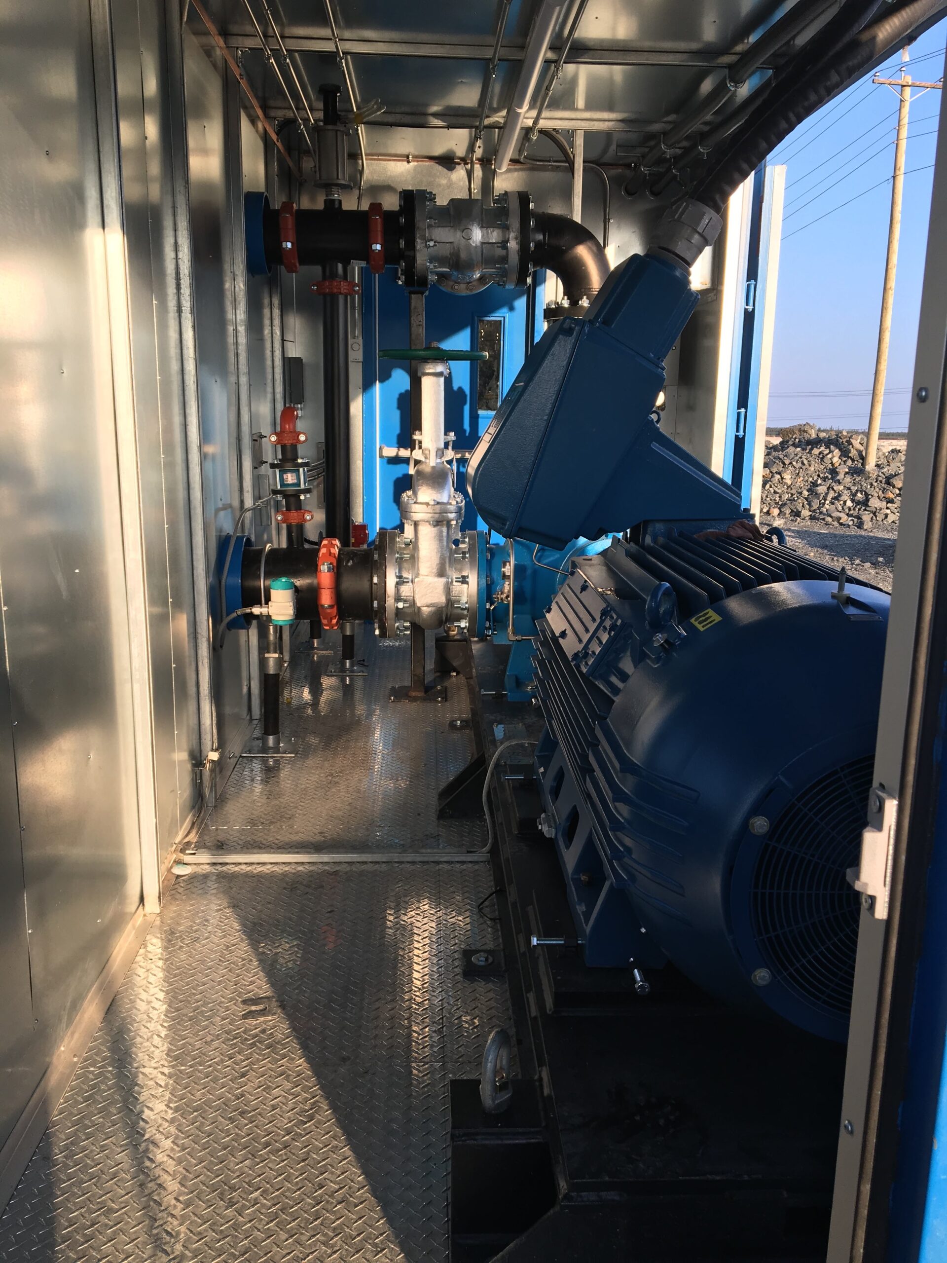 Mobile and autonomous booster pumping system - Project - Technosub